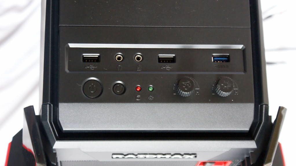 Raidmax Raptor | Overclock.net